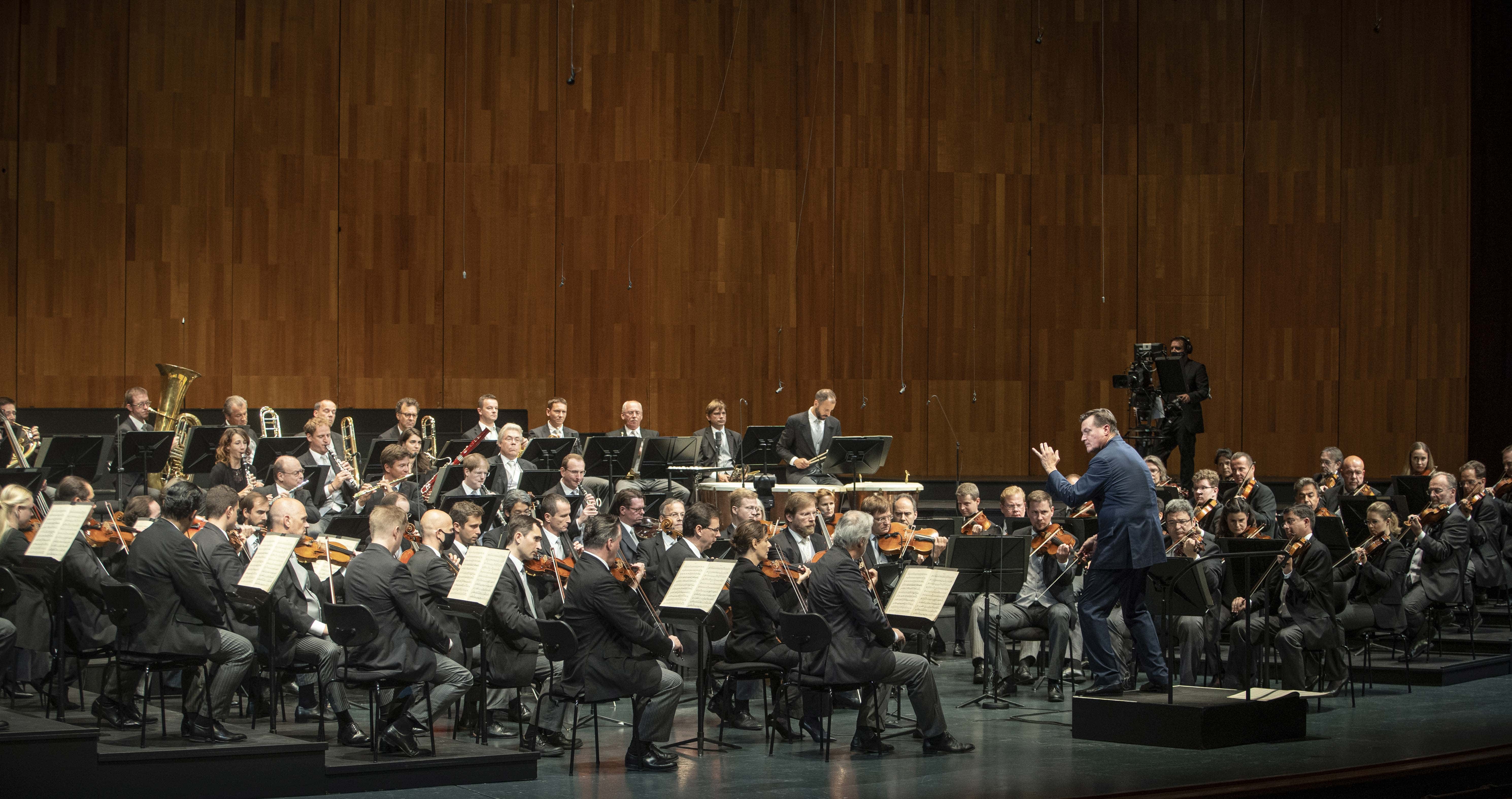 Vienna Philharmonic · Thielemann Production Pictures 2020 • Salzburg ...